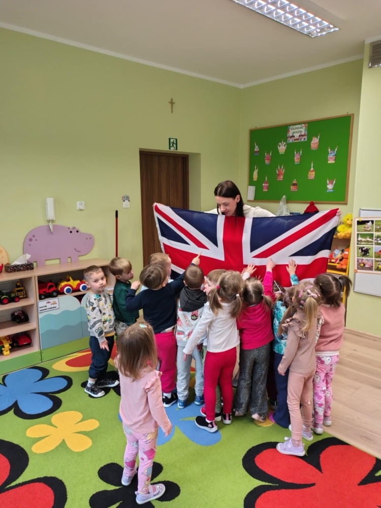 III Edycja Ogólnopolskiego Projektu Edukacyjnego ''Angielski jest fun ...